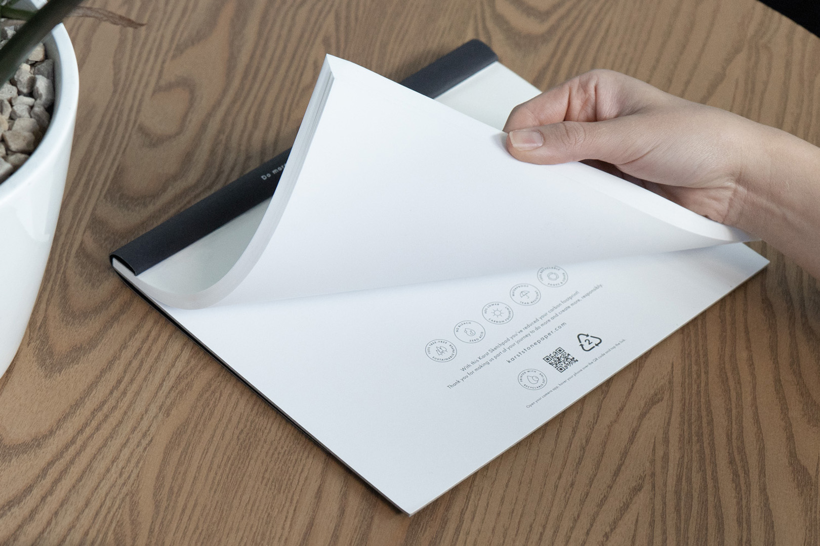 This company wants to disrupt the $90B paper industry with books made ...