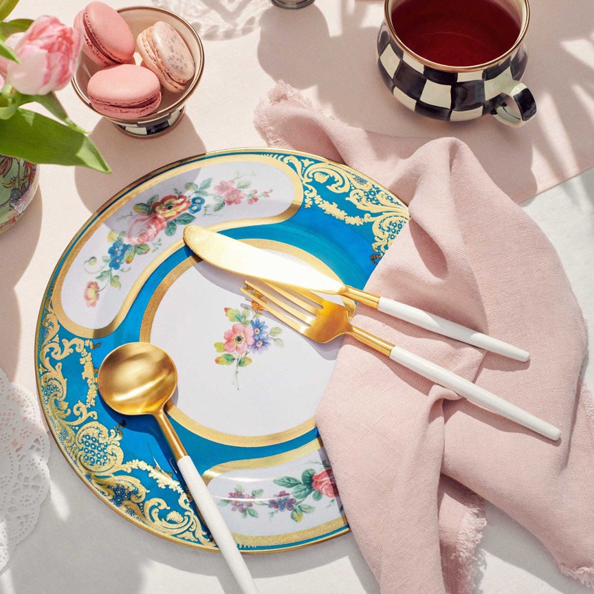 This startup will design an opulent dinner party for you. I tested it ...