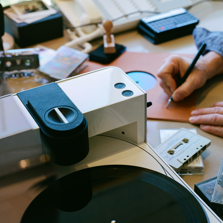 You can now make your own vinyl records with this at-home machine ...