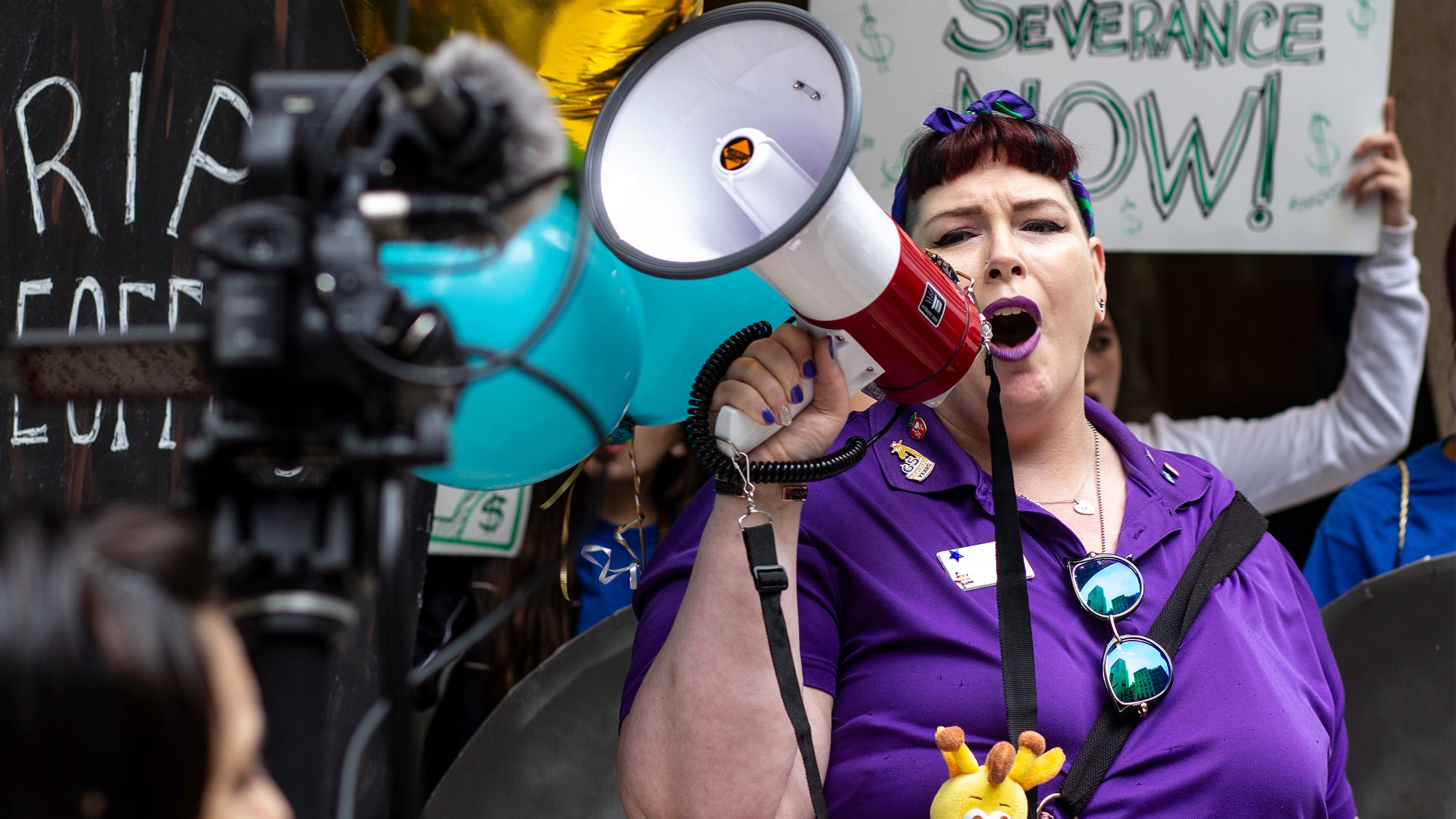 This retail employee is teaching workers how to stop the private equity ...