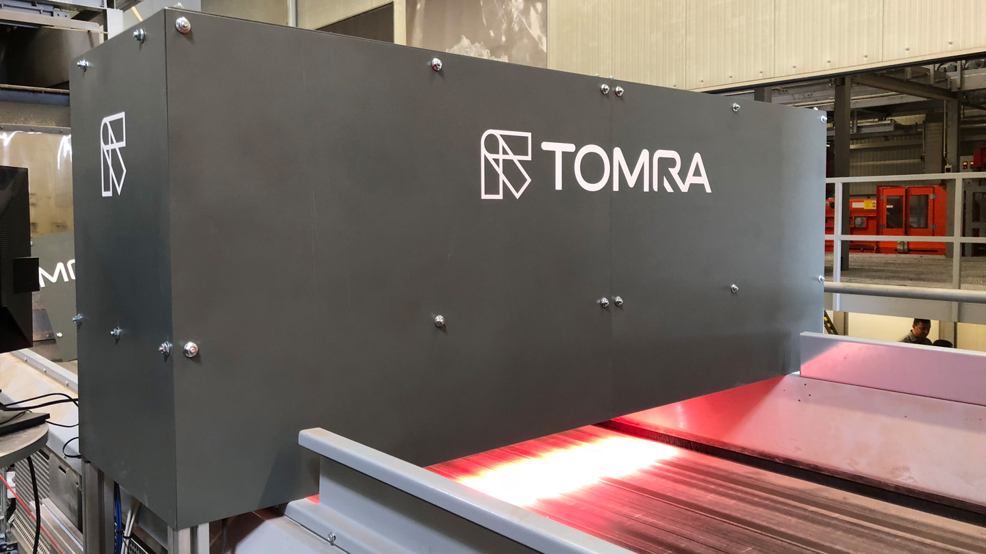 These invisible bar codes make plastic more likely to be recycled ...