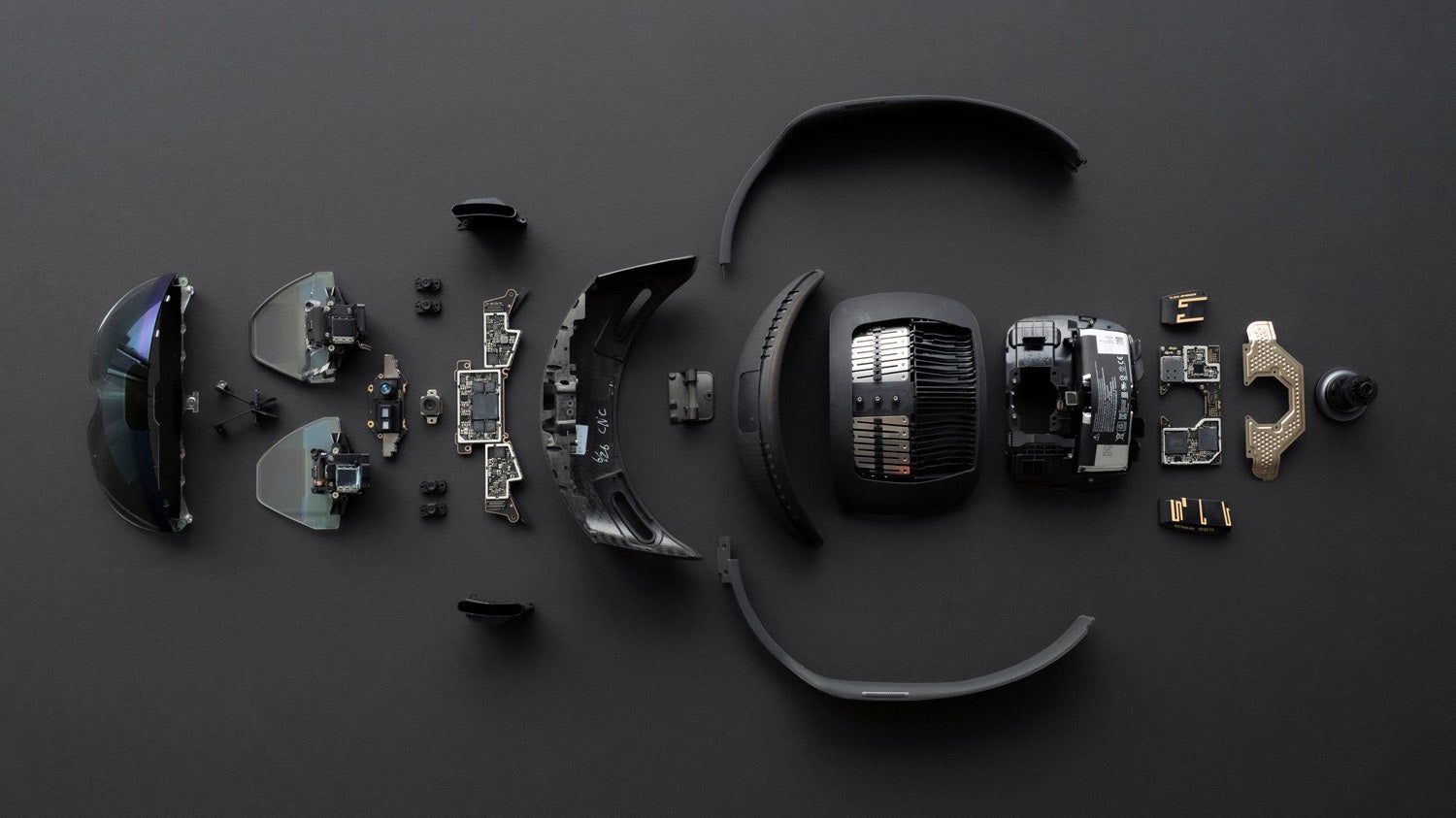 Exclusive: Inside the design of Microsoft's HoloLens 2 - Fast Company