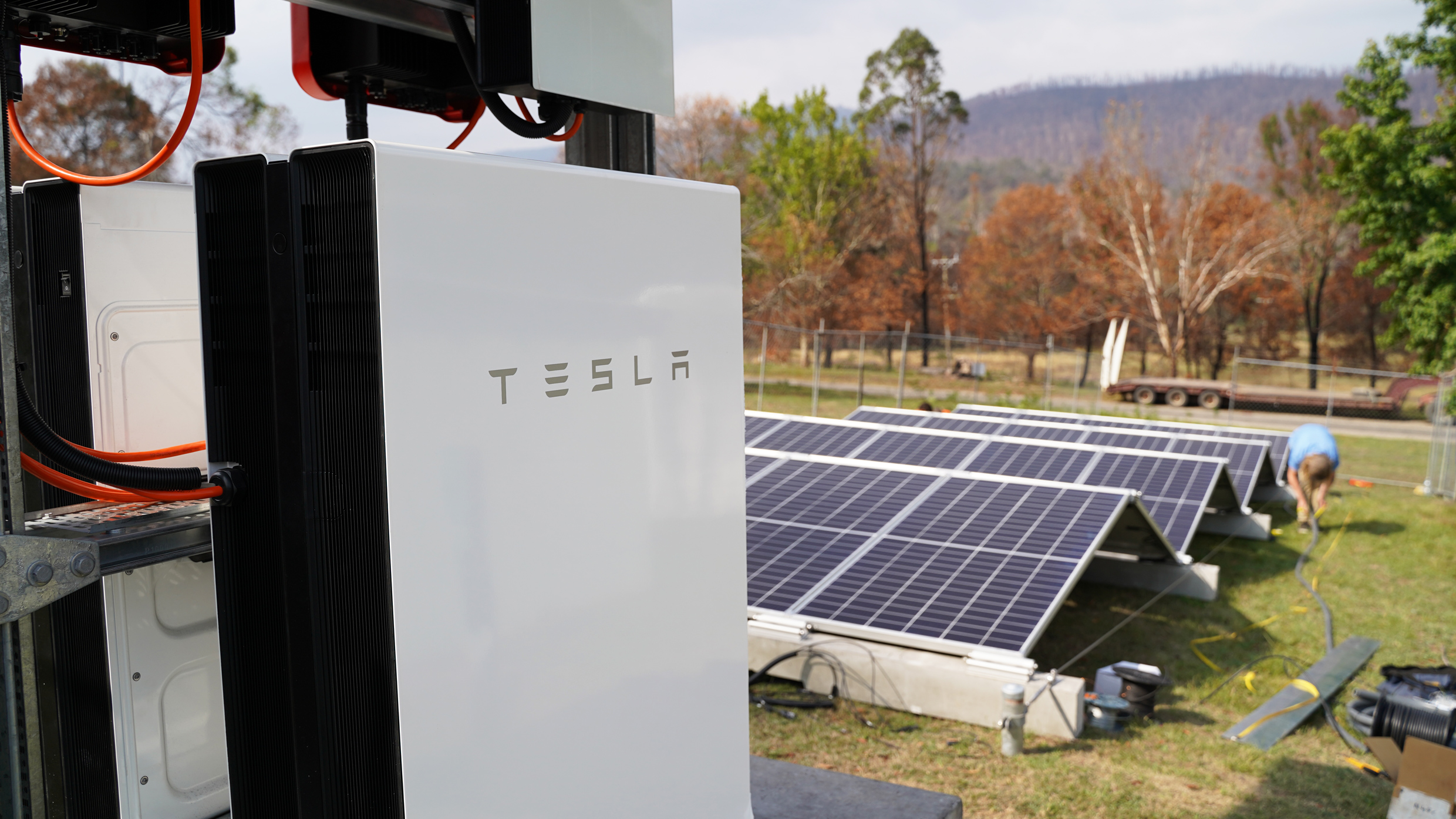 New microgrids are helping Australia get power back after the fires ...