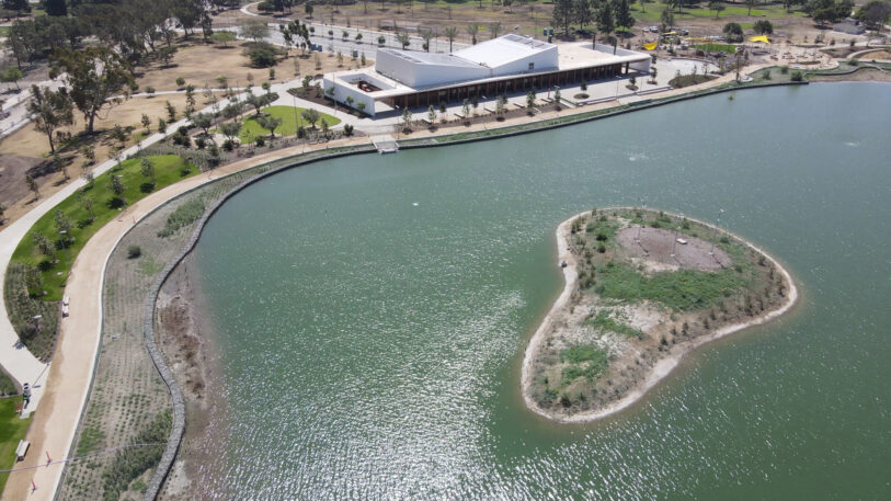 L.A. loses 100 billion gallons of water a year. This park is helping ...