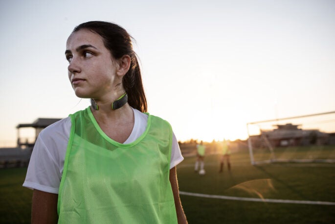 This FDA-authorized necklace is designed to prevent brain injuries in ...