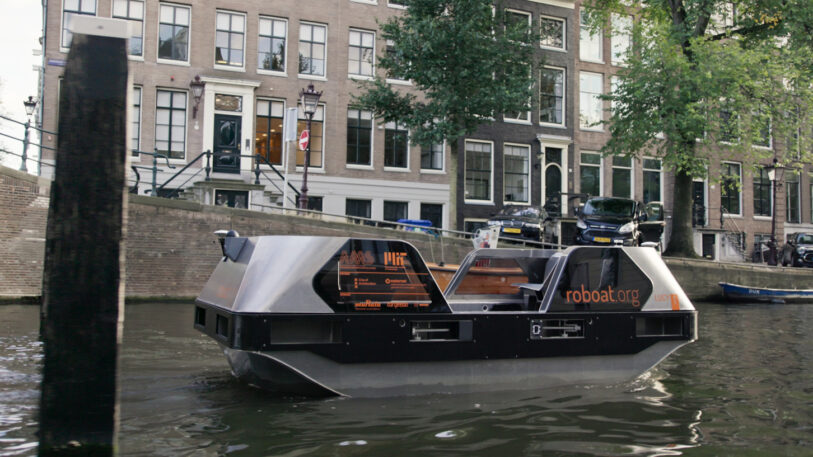 This autonomous, robotic boat could transform a city's waterways - Fast ...