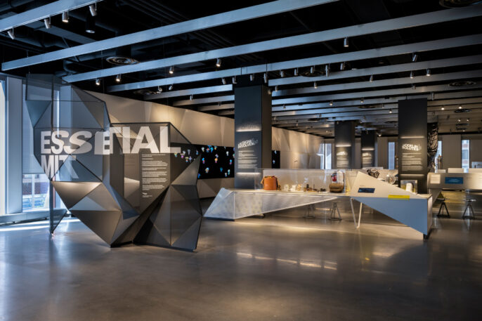 MIT's new museum demystifies the world's most complex technologies ...