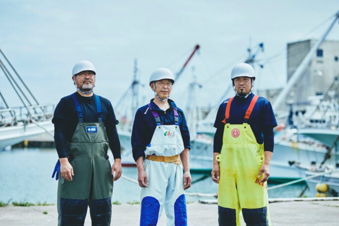 The Shellmet is an ultra-strong helmet made from scallop shells - Fast ...