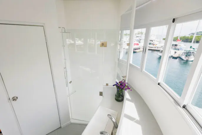 The SeaPods are self-sufficient spherical ocean-bound residences.