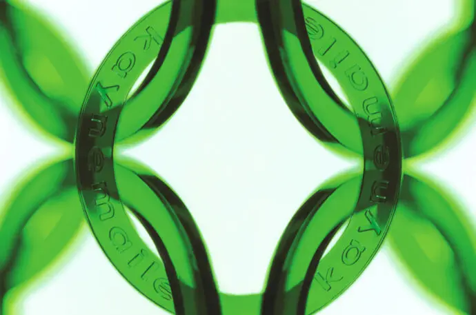 Chainmail movie costumes have evolved into a temperature-reducing ...