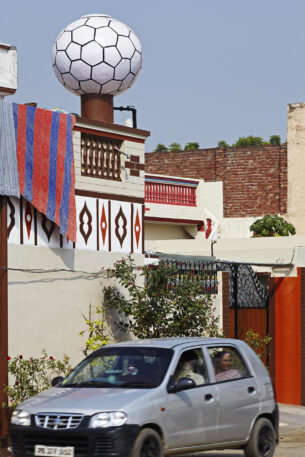 What is the story behind India's wild water tank sculptures?