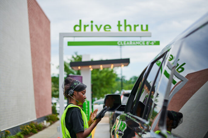 Shake Shack's new drive-throughs give suburbanites a taste of the city