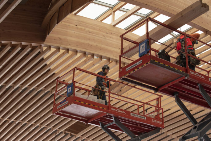 New PDX airport terminal looks futuristic, but it’s built out of wood