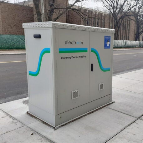 Detroit's road of the future will charge your car as you drive on it