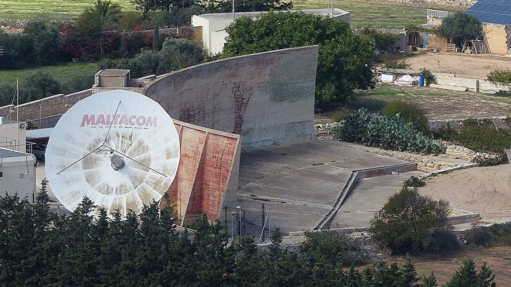 The Concrete "Sound Mirrors" That Influenced WWII, Science, And Design ...